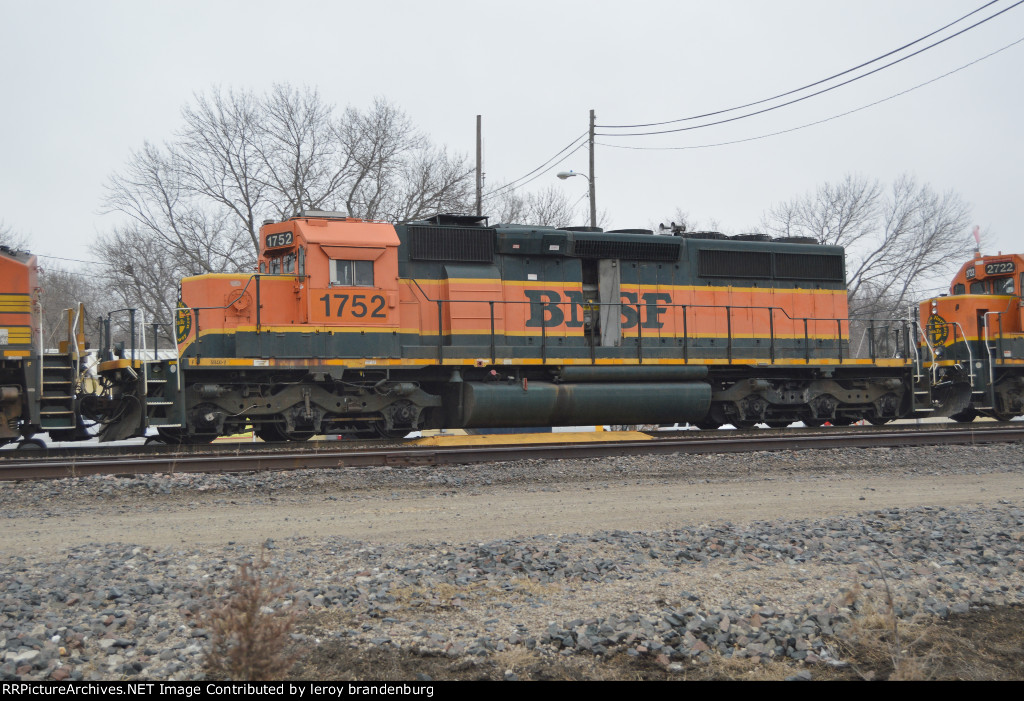 BNSF 1752